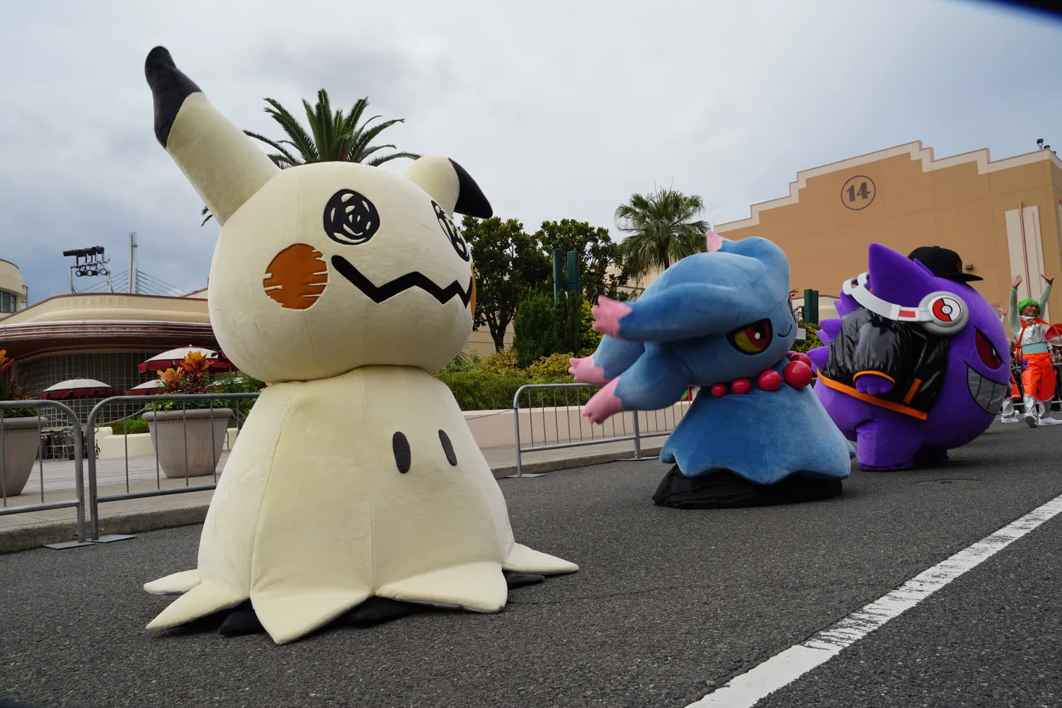 跳跃并拍拍USJ的“口袋妖怪跳跃万圣节派对”！ DJ Pikachu和Gengar的激动人心的聚会报告 - Eeshanaviation.com