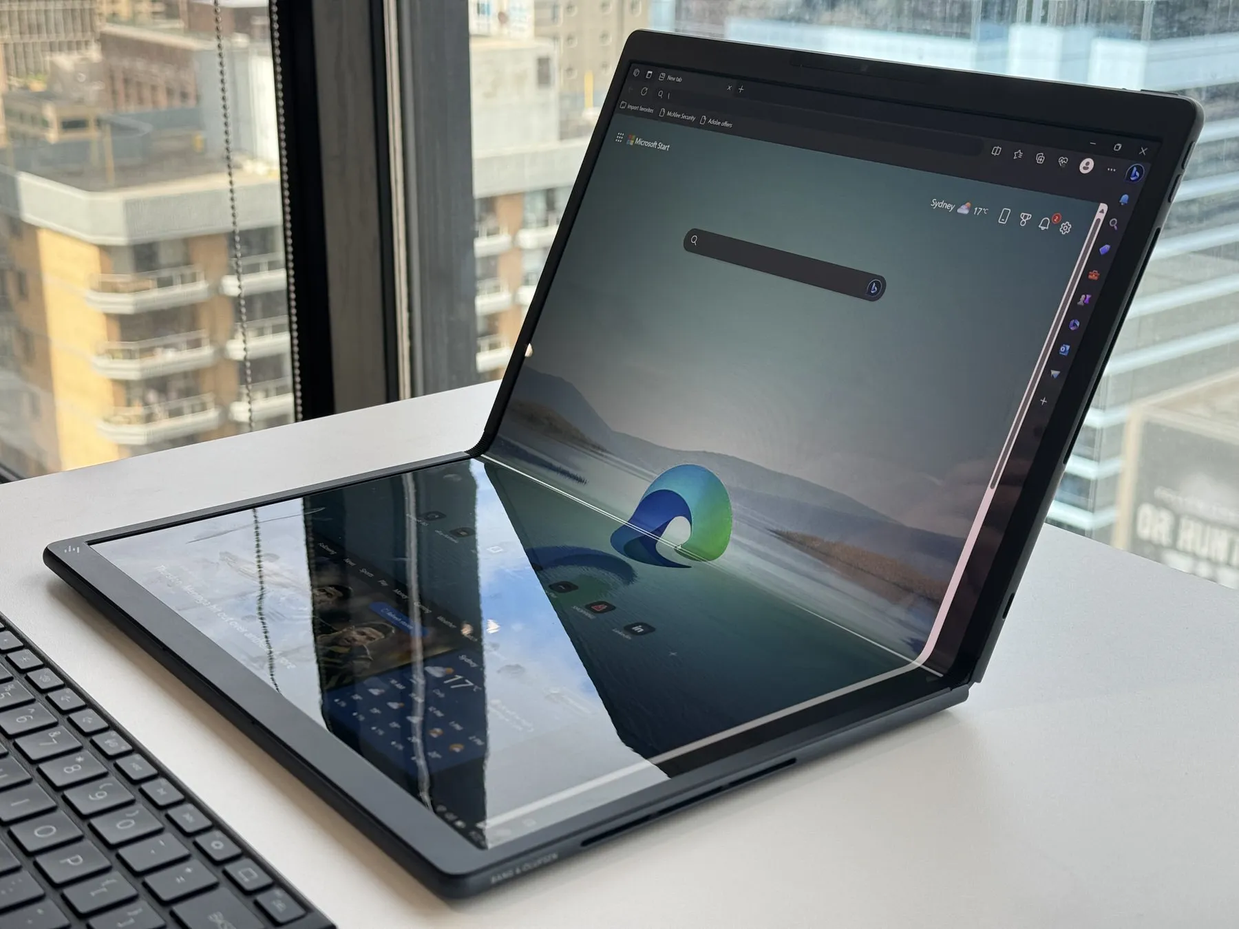 惠普在日本推出三合一设备“HP Spectre Foldable 17”和便携式一体机“HP ENVY Move All-in-One 24 ...